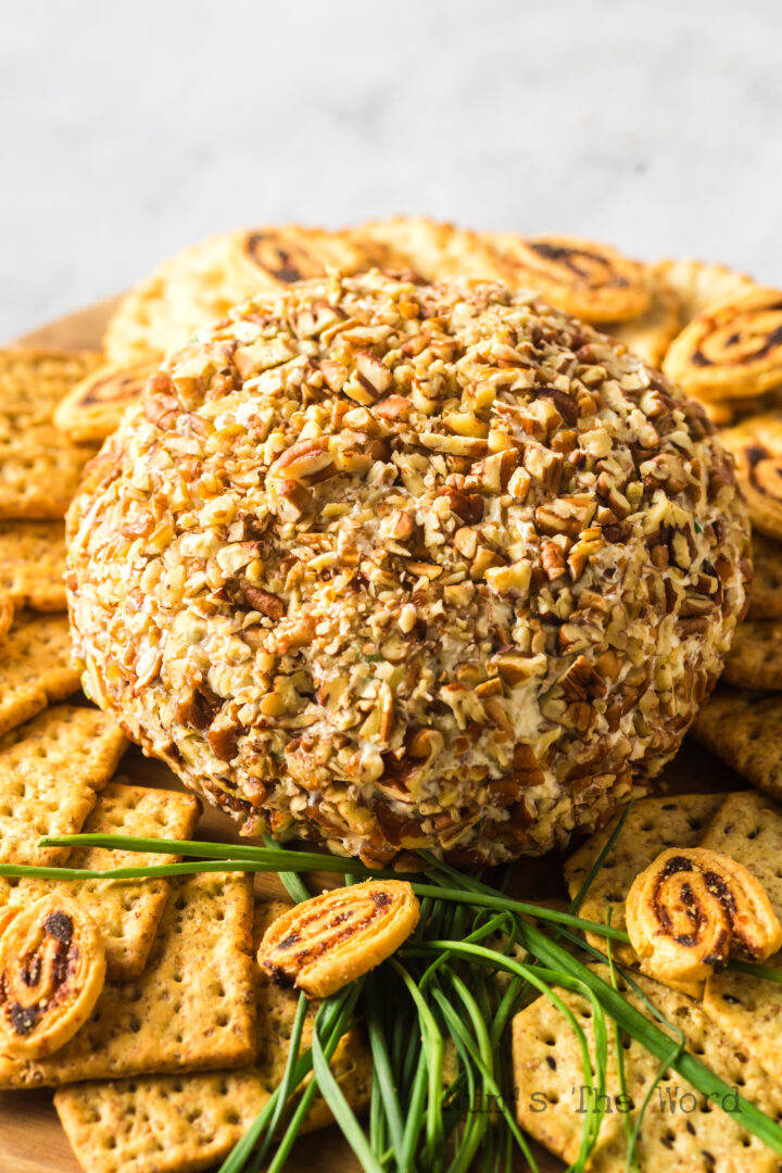 Pineapple Pecan Cheese Ball - Num's the Word