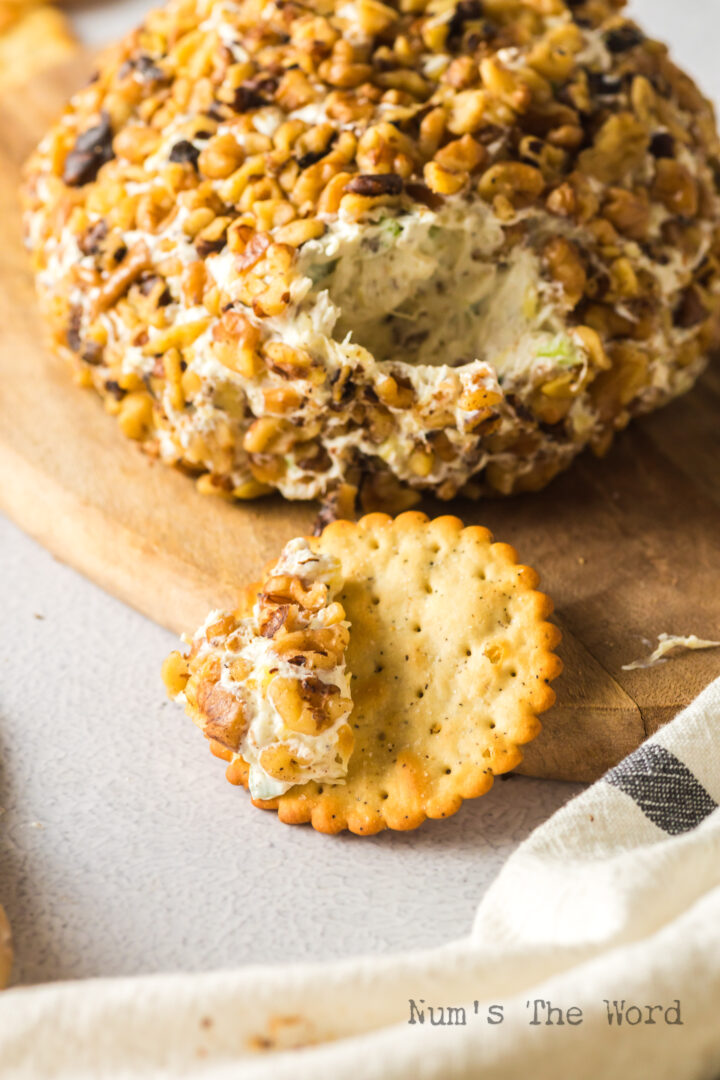 Pineapple Walnut Cheese Ball - Num's the Word