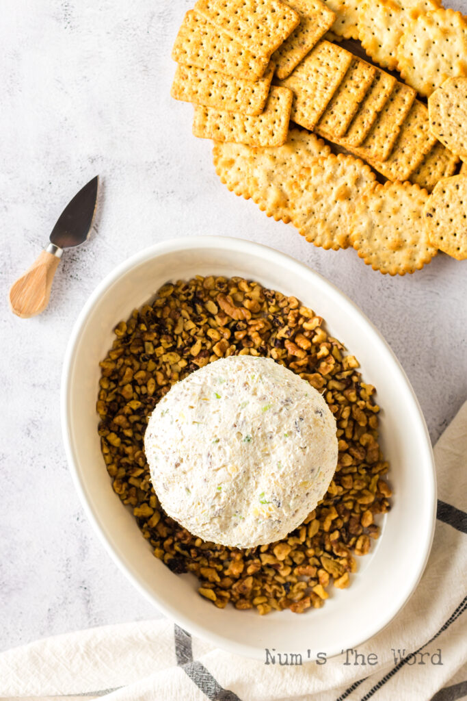 Pineapple Walnut Cheese Ball - Num's the Word