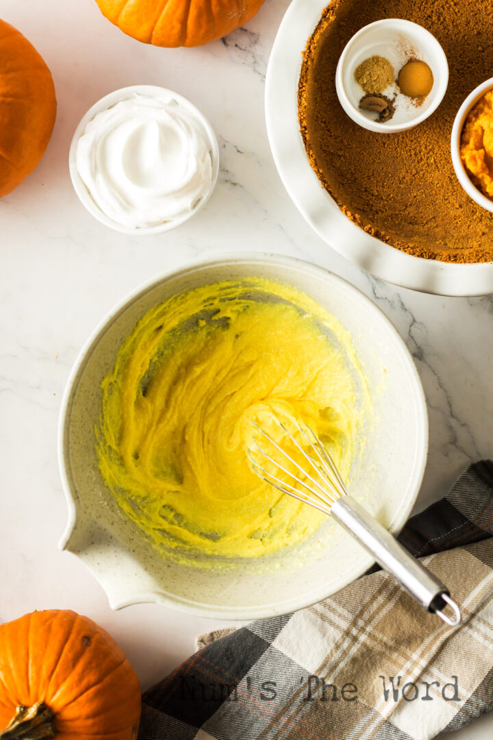 Easy No Bake Pumpkin Pie Recipe - Num's the Word
