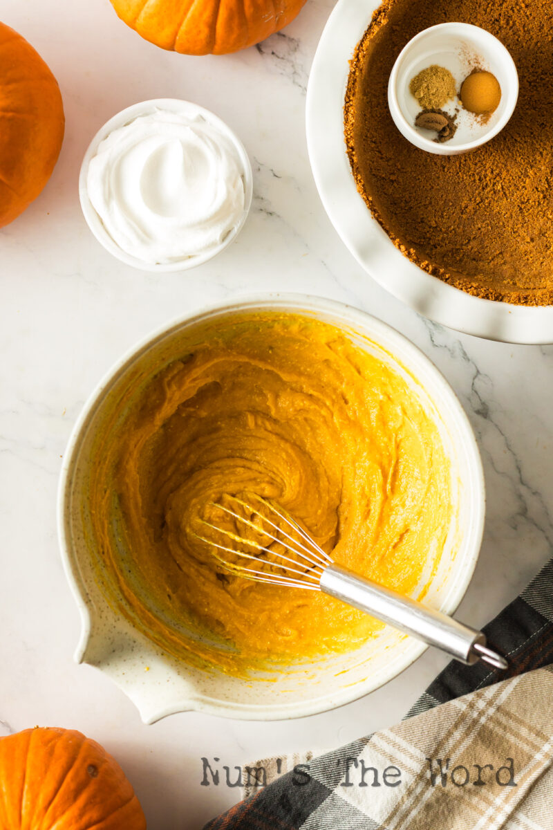 Easy No Bake Pumpkin Pie Recipe - Num's the Word